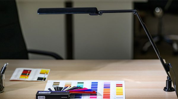 Yeslamp Evo 6-Axis Adjustable Swing Arms Wide Range LED Desk Lamp – Yeslamp